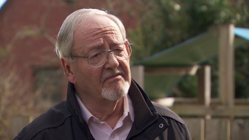 David Capper: Former BBC journalist dies aged 91 - BBC News