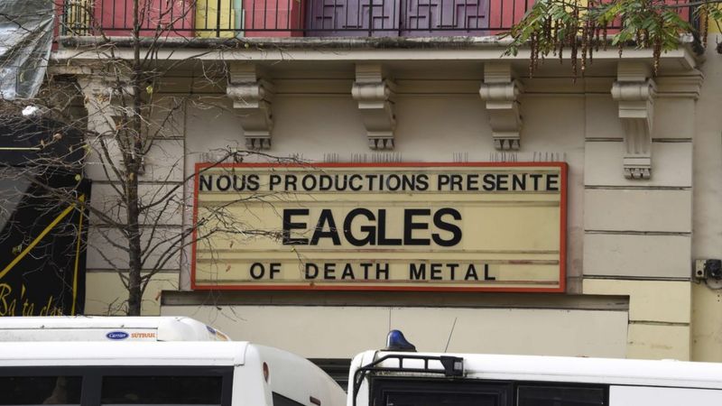 Paris attacks: Bataclan hostage held for hours by attackers - BBC News