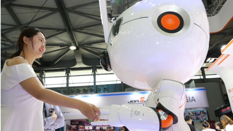 2030: Robot sẽ 'thay thế 20 triệu việc làm trong nhà máy'? - BBC News ...