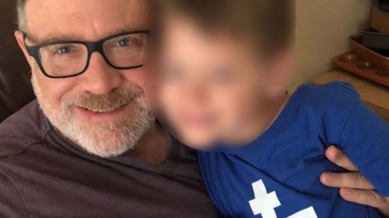 Texas parents battle in court for custody of transgender child - BBC News