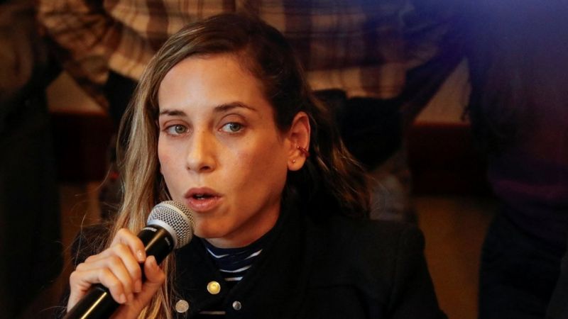 Ecuador: Thousands of soldiers move gang leader Fito - BBC News