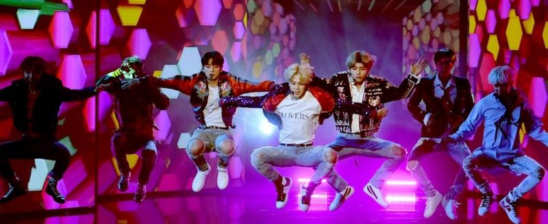 BTS: 'ความเป็นมนุษย์' กุญแจสู่ความสำเร็จของวงเค-ป็อป - BBC News ไทย