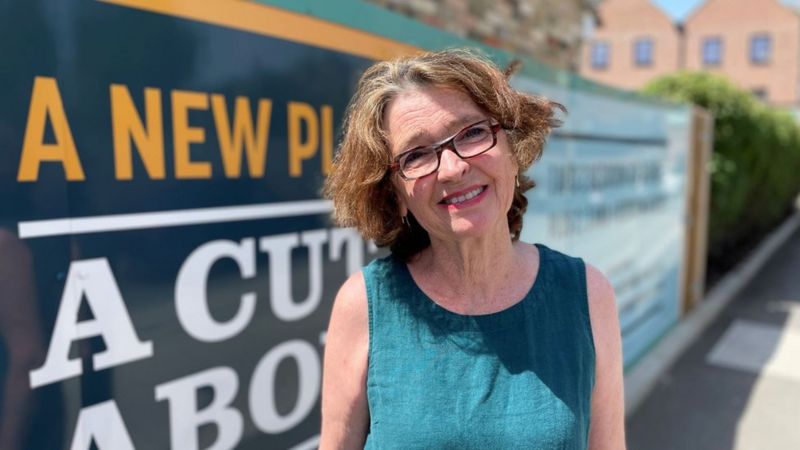 Cambridge council accused of 'greed' for home sales overseas - BBC News