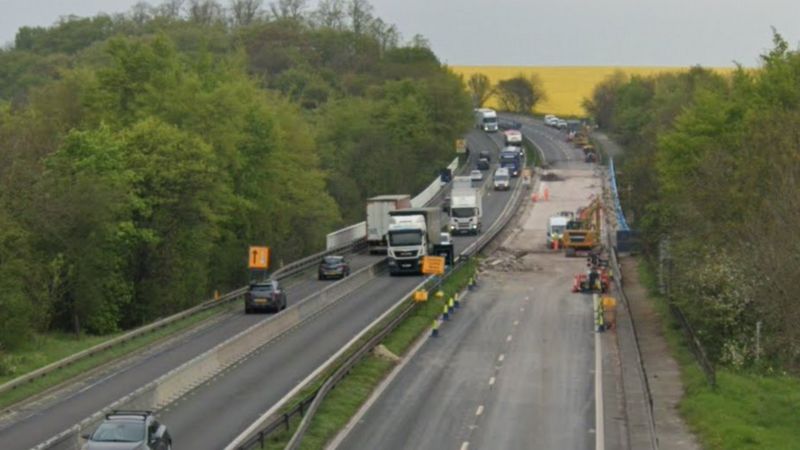 A1 Wentbridge viaduct completion date pushed back - BBC News