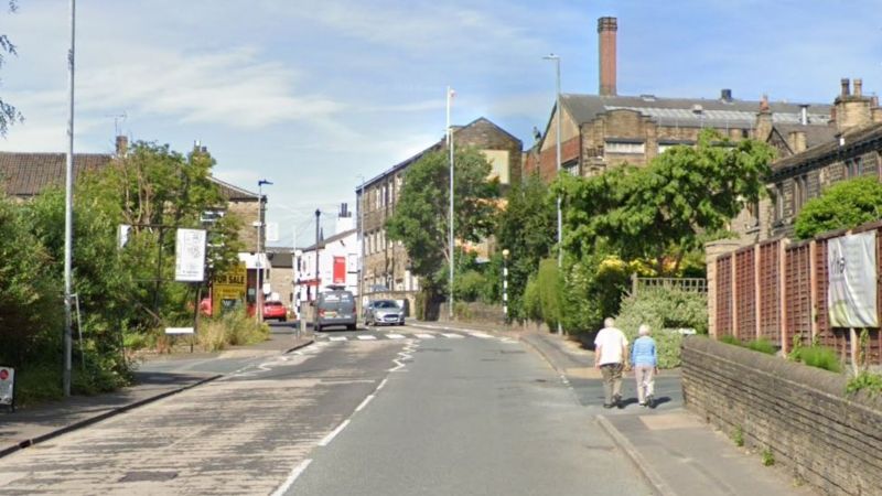 Woman dies after mobility scooter struck by car in Cleckheaton - BBC News