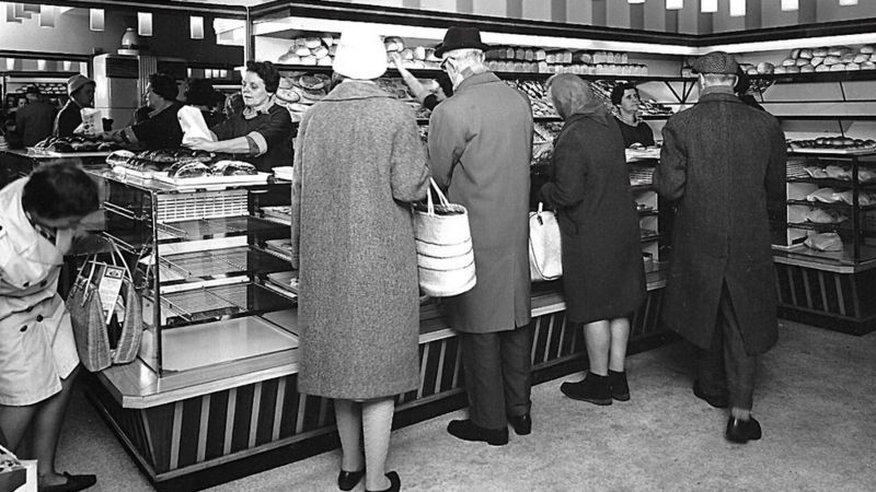 Birds bakery: In photographs as it celebrates its centenary - BBC News