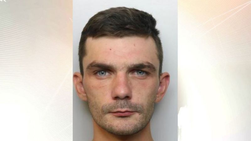 Gavin Singleton death: Man was fatally stabbed in row over cash - BBC News