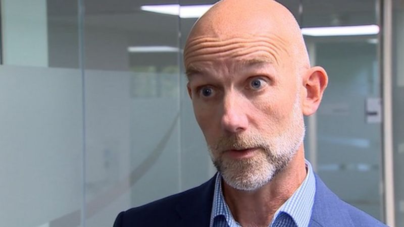 Poverty: Single major challenge facing Wales - warning - BBC News