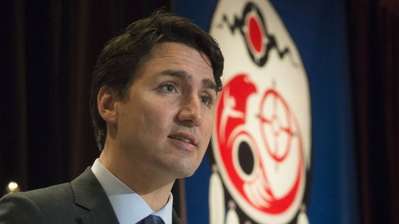 Canada vows 'full reconciliation' with indigenous peoples - BBC News