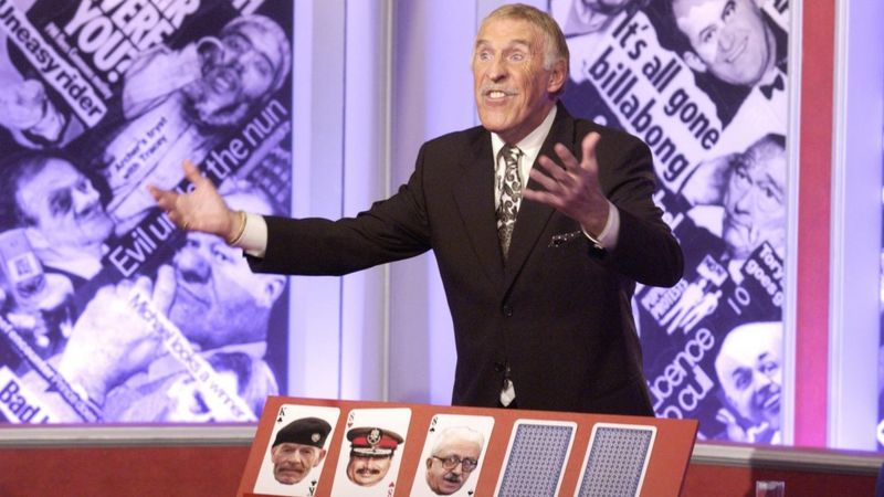 Sir Bruce Forsyth: 8 little-known facts about his career - BBC News