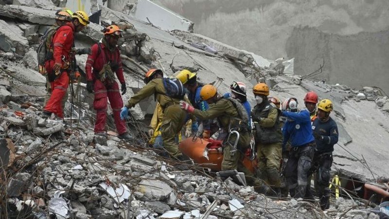 Mexico earthquake: Girl who captivated the nation never existed - BBC News