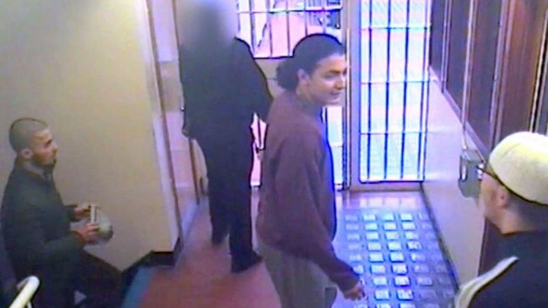 Prisoners accused of Belmarsh officer attack decline to give evidence ...