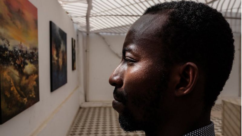 In pictures: Play, prayers and power explored at Dak'Art - BBC News