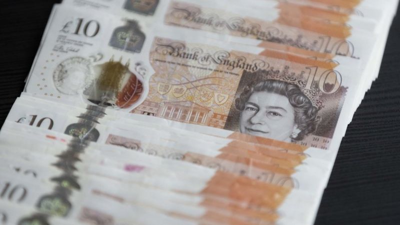 Kent woman scammed out of £127k by fake Goldman Sachs employee - BBC News