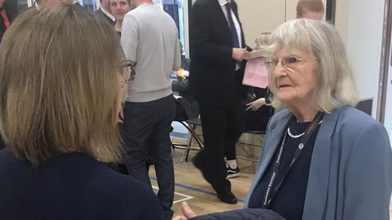 Labour wins last Redcar and Cleveland council seat to be counted - BBC News