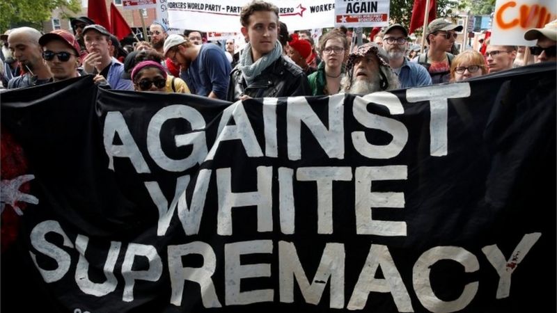 Charlottesville: Most powerful pictures of protests and violence - BBC News