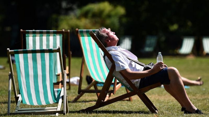 'Very strong' climate change signal in record June heat - BBC News