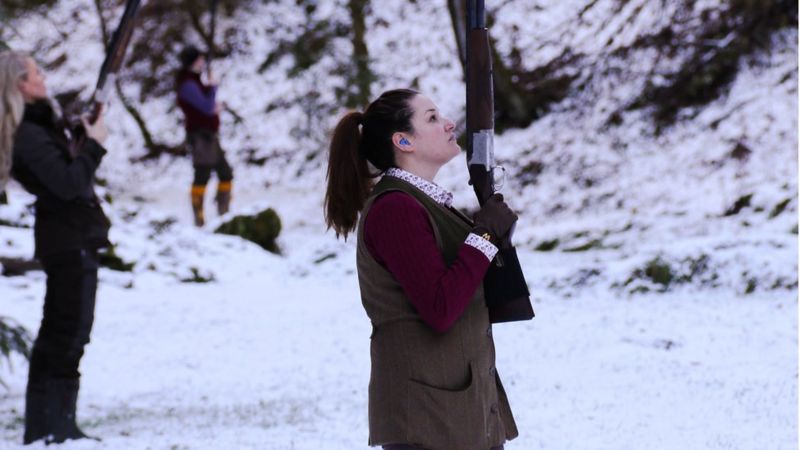 Why more women are getting into shooting - BBC News
