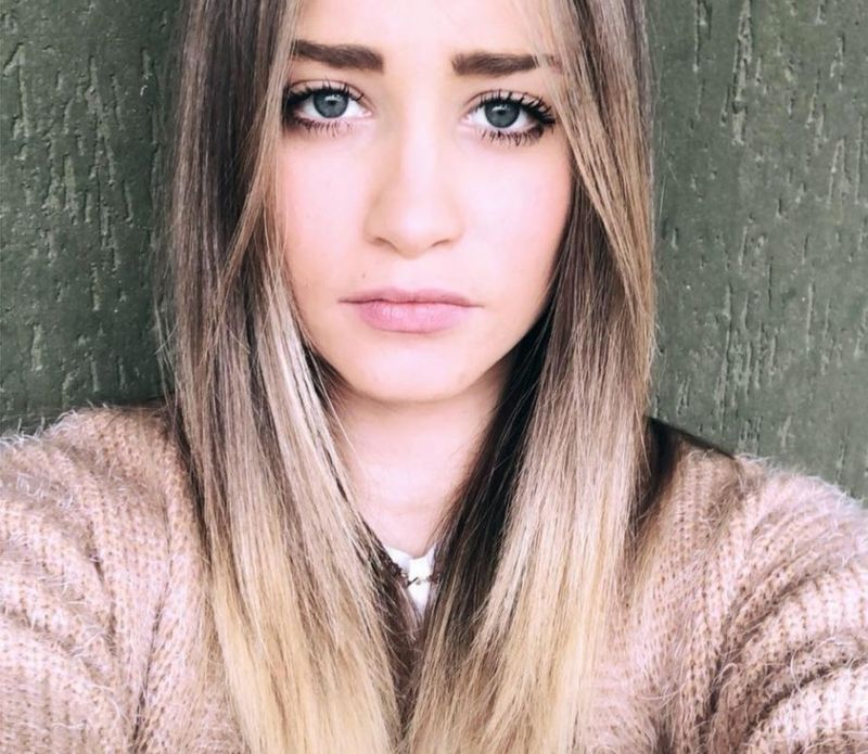 Italy bridge: The lives lost to the Genoa bridge collapse - BBC News