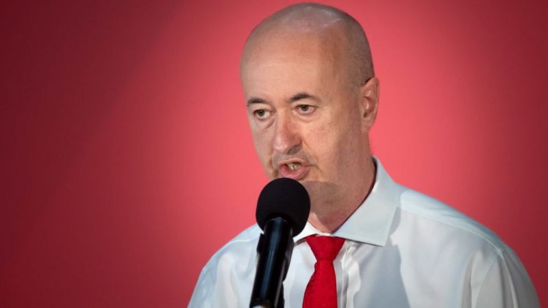 Geraint Davies: Three MPs say they were warned about him - BBC News