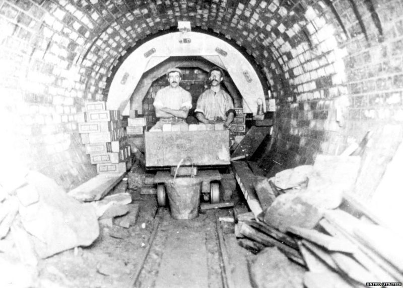 The 18 sewer men who changed the war - BBC News