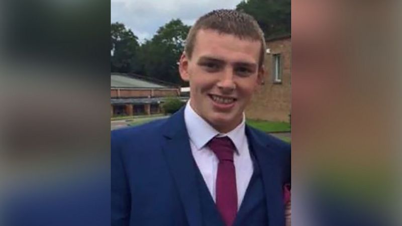 Man arrested abroad over Glasgow murder due in court - BBC News