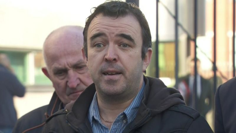 UVF 'supergrass' Gary Haggarty jailed for six years - BBC News