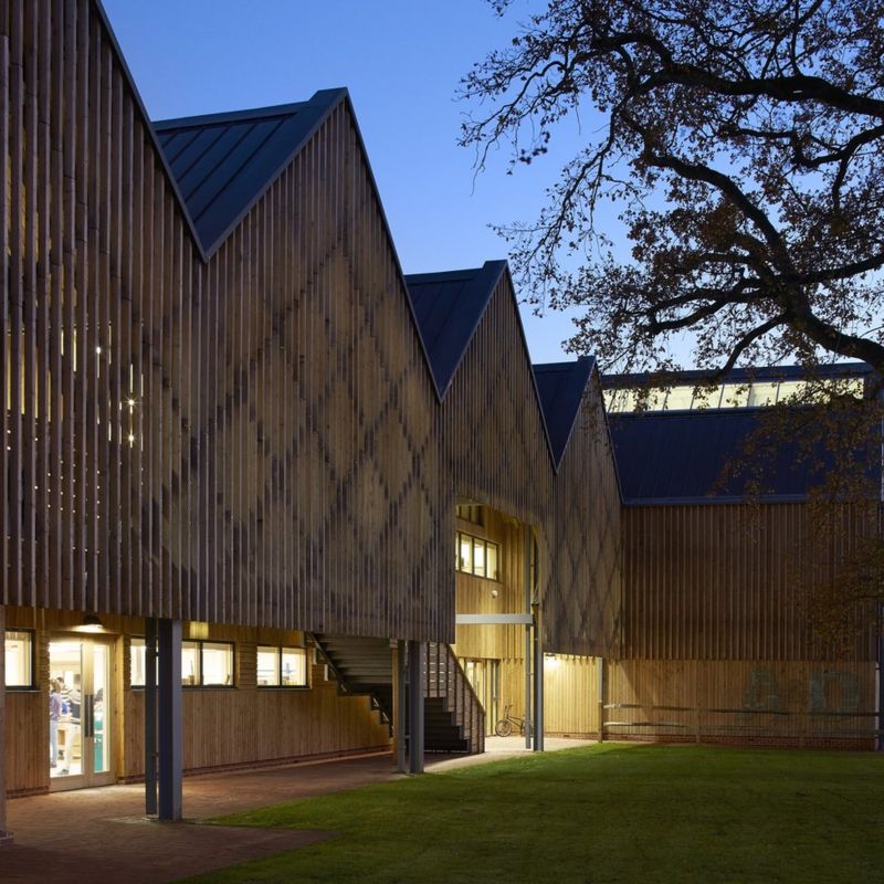 Rowan Atkinson's house among RIBA award winners - BBC News