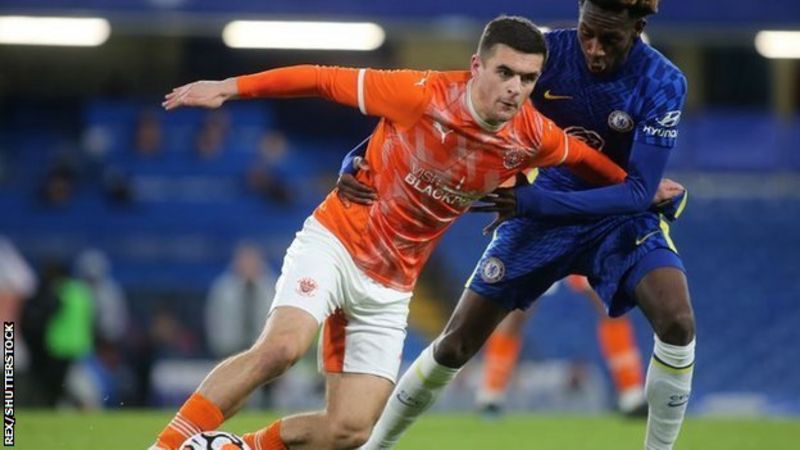 Jake Daniels: Blackpool player says coming out will allow him to be ...