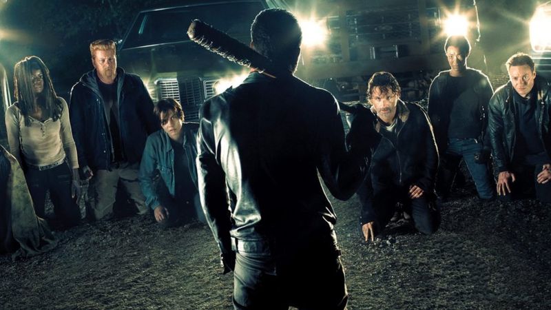 Walking Dead: Police find weapon like Negan's 'Lucille' in car - BBC News