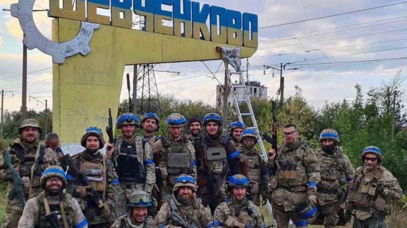 Ukraine-Russia war 2022: Pictures of Ukrainian counter offensive - BBC ...