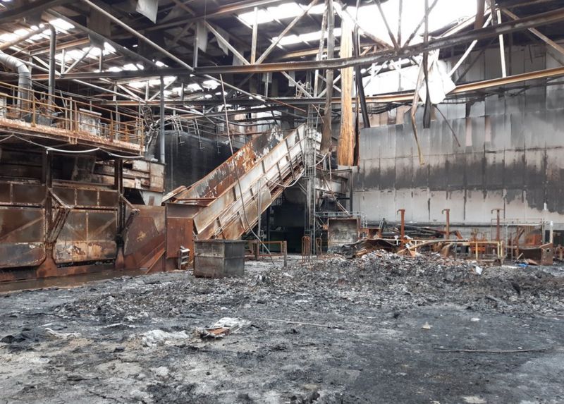 Aberdeen recycling fire: People urged not to throw away batteries - BBC ...