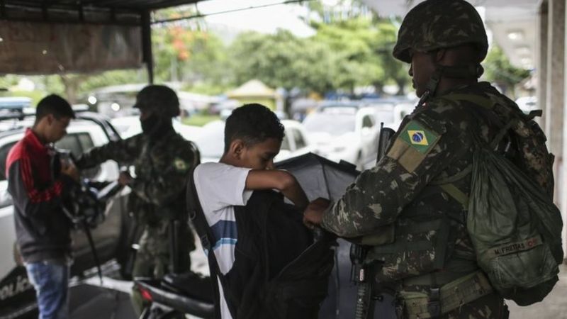 Rio military deployment stirs controversy in Brazil - BBC News