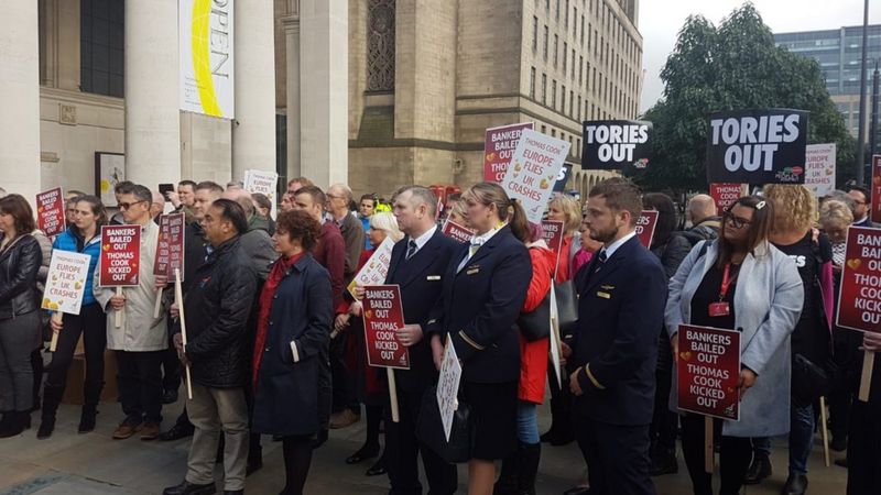 Thomas Cook refund delay 'ruined my dream holiday' - BBC News