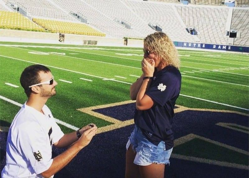 Widowed bride's final photos with her groom - BBC News