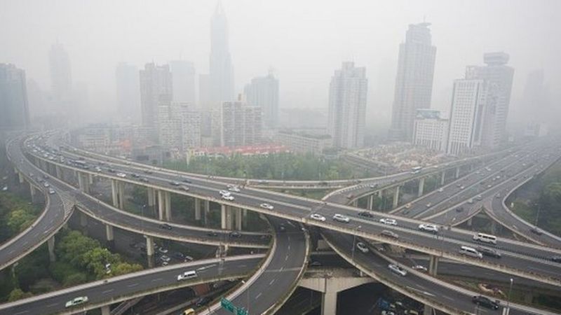 China struggles to contain the environmental damage of its rapid growth ...