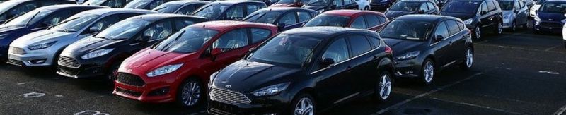Brexit: Car investment halves as industry hits 'red alert' - BBC News