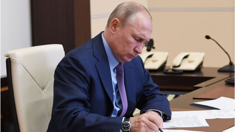 Russia report: Intelligence committee faces credibility challenge - BBC ...