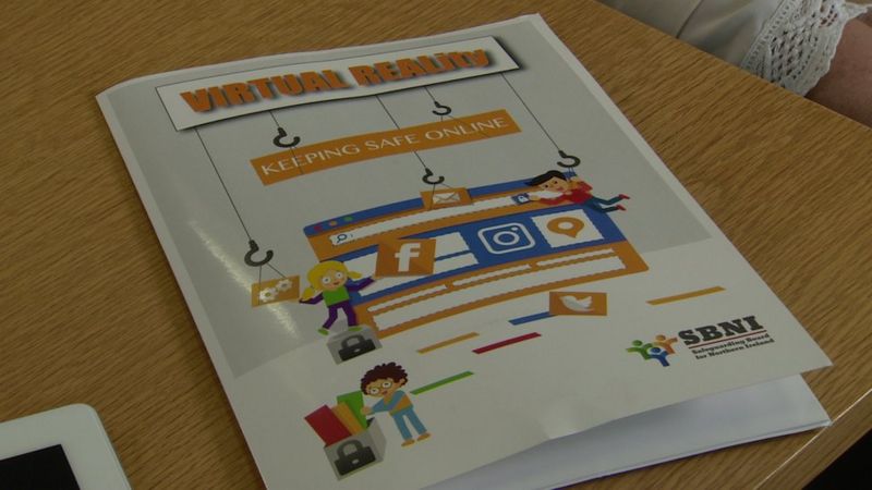 The shock and pain of cyber-bullying - BBC News