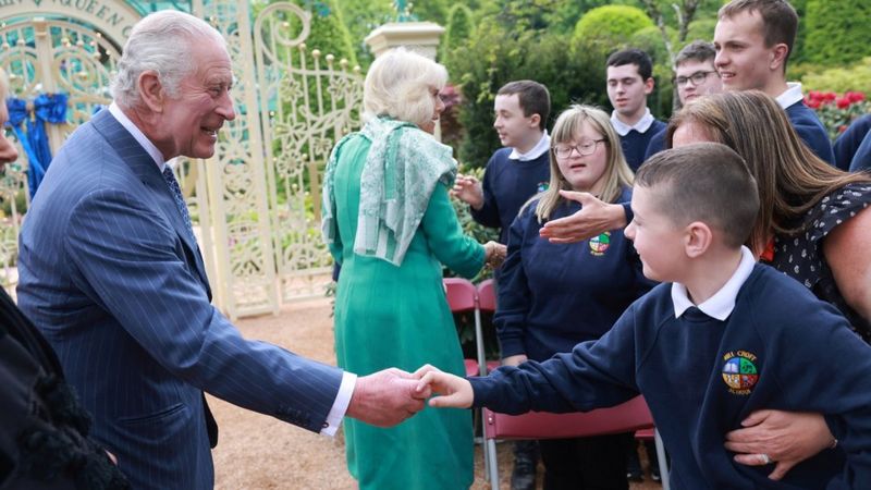 In pictures: King and Queen visit Northern Ireland - BBC News