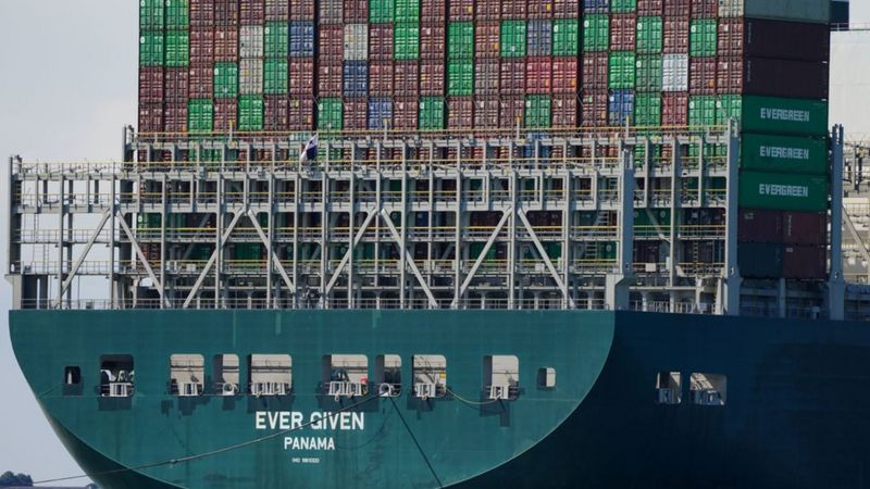 Ever Given: 'I just want to see how big it was and it's huge' - BBC News