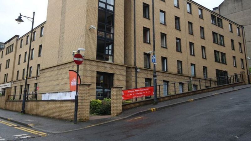 Extra bed spaces on offer for Scottish youth hostels - BBC News