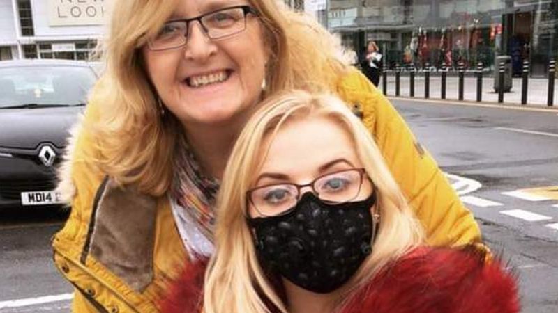 Neath woman's struggle to get treatment for rare conditions - BBC News