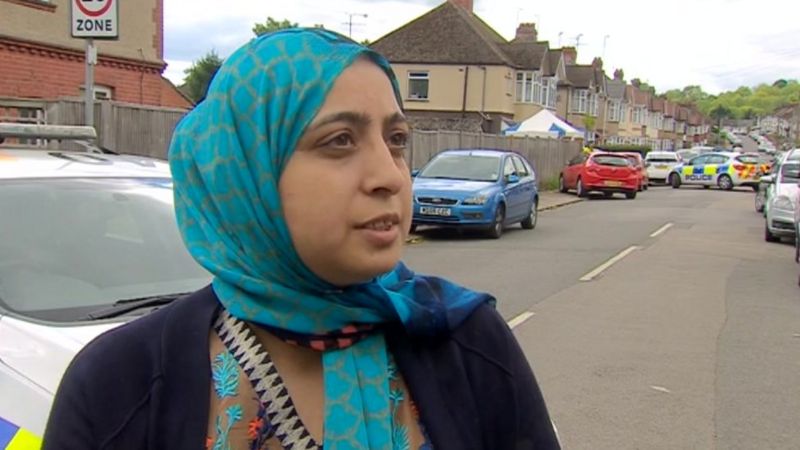 Luton murder inquiry after woman's death in Overstone Road - BBC News