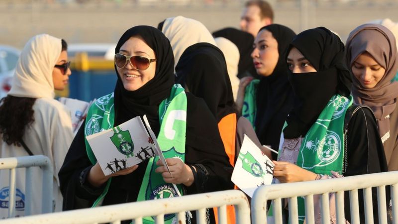 Saudi Arabia allows women at football game for first time - BBC News