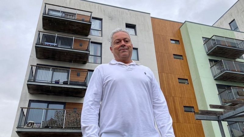 Portishead unsafe cladding: flat owners call for Government reform ...