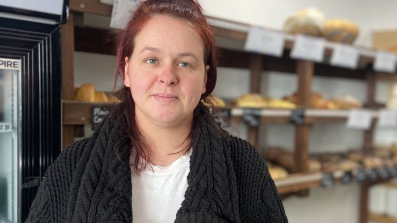 Wirral waterfront community plans unveiled by council - BBC News