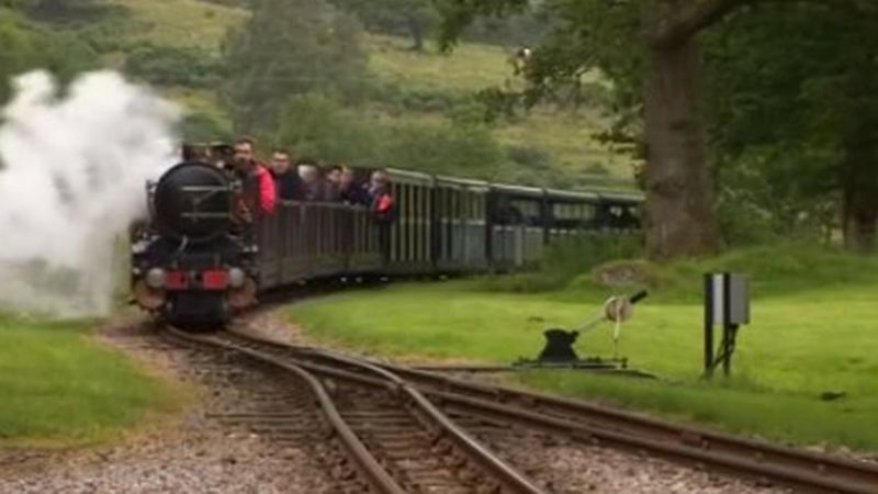 Ravenglass and Eskdale's La'al Ratty celebrates centenary - BBC News