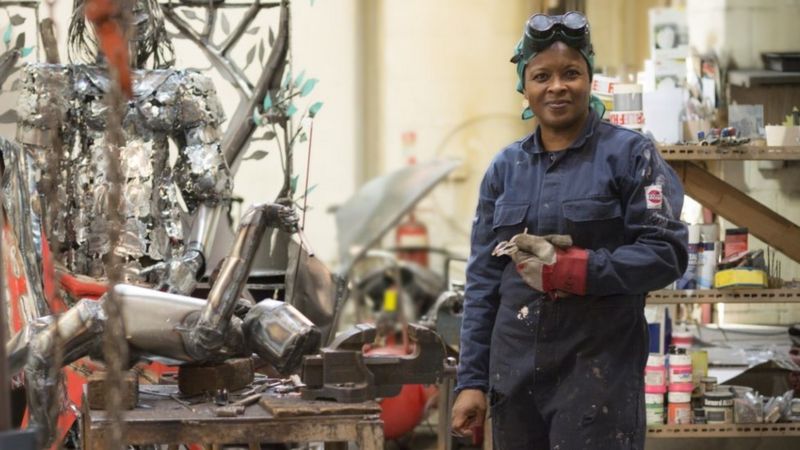 African contemporary art enjoying a surge in interest - BBC News