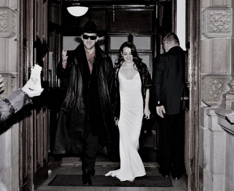 Amazing Snakeheads: Rocker's widow hopes to find brain cancer cure ...